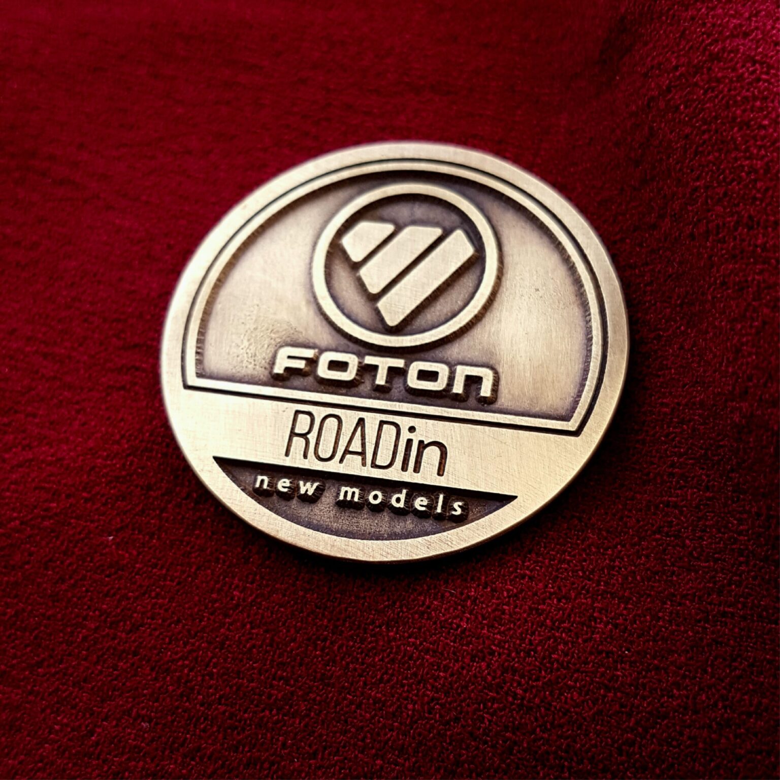 PINES PERSONALIZADOS – Pins Ec